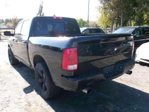 Black Dodge RAM 2019 in Klaipeda, with an engine capacity of 3.00 L and mileage of 250 thousand km for 7260 €, photo 5 on AUTOMOTO.COM.LV