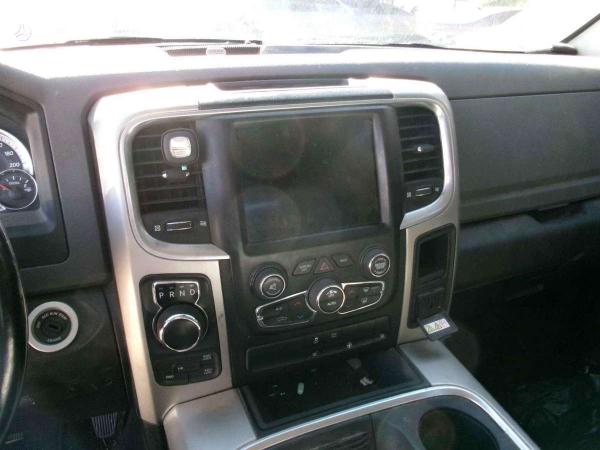 Black Dodge RAM 2019 in Klaipeda, with an engine capacity of 3.00 L and mileage of 250 thousand km for 7260 €, photo 9 on AUTOMOTO.COM.LV