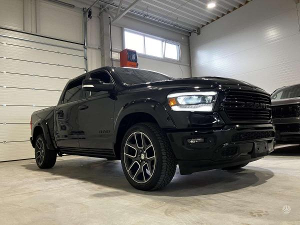 Black Dodge RAM 2019 in Klaipeda, with an engine capacity of 5.70 L and mileage of 93 thousand km for 39930 €, photo 7 on AUTOMOTO.COM.LV