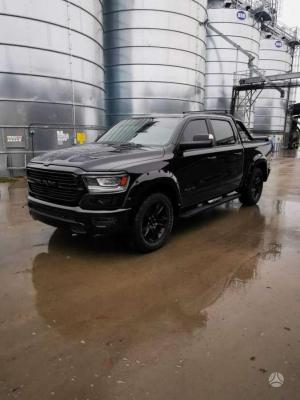 Melns Dodge RAM 2020 Šauļi, ar dzinēja tilpumu 5.70 L un nobraukumu 47 tūkst. km par 38 €, foto 5 vietnē AUTOMOTO.COM.LV