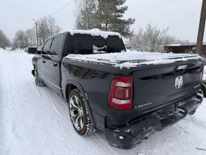 Black Dodge RAM 2020 in Vilnius, with an engine capacity of 5.70 L and mileage of 65 thousand km for 25500 €, photo  on AUTOMOTO.COM.LV