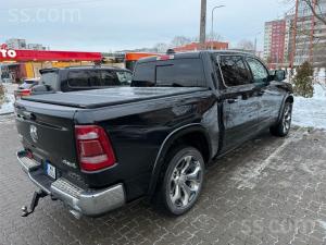 Black Dodge RAM 2020 in Riga, with an engine capacity of 3.00 L and mileage of 180 thousand km for 42000 €, photo 3 on AUTOMOTO.COM.LV
