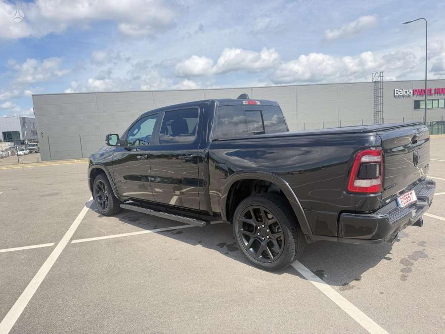 Melns Dodge RAM 2020 Kauņa, ar dzinēja tilpumu 5.60 L un nobraukumu 39 tūkst. km par 34300 €, foto 8 vietnē AUTOMOTO.COM.LV