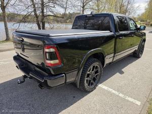 Melns Dodge RAM 2021 Viļņa, ar dzinēja tilpumu 0.00 L un nobraukumu 72 tūkst. km par 44000 €, foto 8 vietnē AUTOMOTO.COM.LV