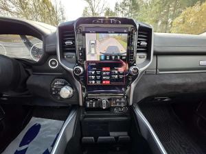 Melns Dodge RAM 2021 Viļņa, ar dzinēja tilpumu 0.00 L un nobraukumu 72 tūkst. km par 44000 €, foto 23 vietnē AUTOMOTO.COM.LV