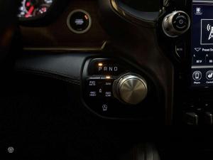 Melns Dodge RAM 2021 Viļņa, ar dzinēja tilpumu 5.70 L un nobraukumu 133 tūkst. km par 47999 €, foto 28 vietnē AUTOMOTO.COM.LV