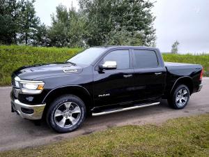 Melns Dodge RAM 2021 Klaipėda, ar dzinēja tilpumu 5.70 L un nobraukumu 3 tūkst. km par 44000 €, foto 4 vietnē AUTOMOTO.COM.LV