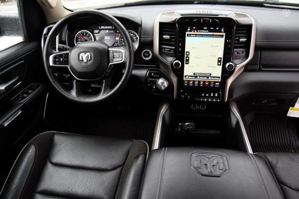 Melns Dodge RAM 2021 Klaipėda, ar dzinēja tilpumu 5.70 L un nobraukumu 3 tūkst. km par 44000 €, foto 9 vietnē AUTOMOTO.COM.LV