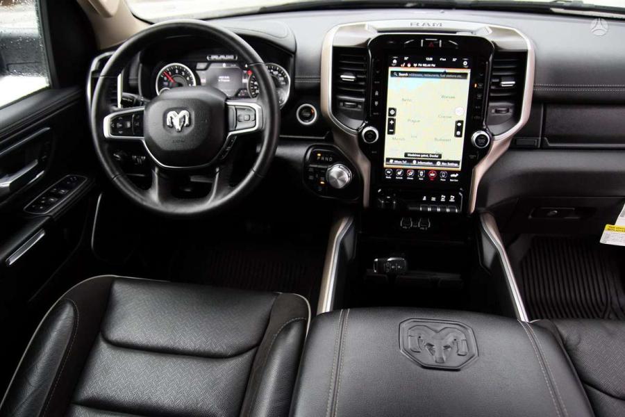 Melns Dodge RAM 2021 Klaipėda, ar dzinēja tilpumu 5.70 L un nobraukumu 3 tūkst. km par 44000 €, foto 9 vietnē AUTOMOTO.COM.LV
