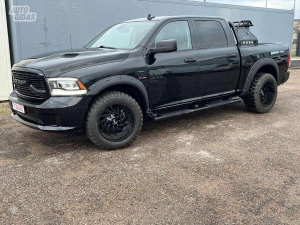 Додж РАМ 2021 в Кретинга на AUTOMOTO.COM.LV Черный Додж РАМ 2021 в Кретинга, объемом двигателя 5.70 л и пробегом 57 тыс. км за 34000 €, фото 3 на AUTOMOTO.COM.LV
