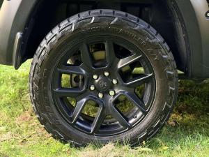 Melns Dodge RAM 2021 Anykščiai, ar dzinēja tilpumu 5.65 L un nobraukumu 213 tūkst. km par 35250 €, foto 13 vietnē AUTOMOTO.COM.LV
