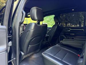 Melns Dodge RAM 2021 Anykščiai, ar dzinēja tilpumu 5.65 L un nobraukumu 213 tūkst. km par 35250 €, foto 29 vietnē AUTOMOTO.COM.LV
