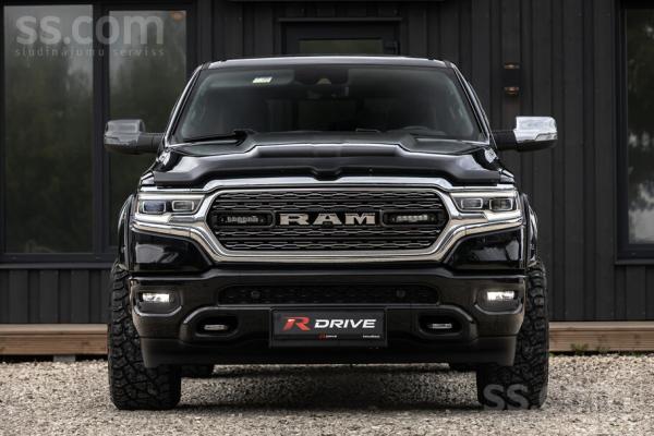 Melns Dodge RAM 2022 Jelgava, ar dzinēja tilpumu 5.70 L un nobraukumu 55 tūkst. km par 62900 €, foto 2 vietnē AUTOMOTO.COM.LV