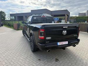 Melns Dodge RAM 2022 Viļņa, ar dzinēja tilpumu 0.00 L un nobraukumu 53 tūkst. km par 49000 €, foto 5 vietnē AUTOMOTO.COM.LV
