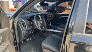Melns Dodge RAM 2024 Ukmergė, ar dzinēja tilpumu 5.70 L un nobraukumu 54 tūkst. km par 22385 €, foto 12 vietnē AUTOMOTO.COM.LV