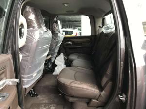 Black Dodge RAM 2026 in Plunge, with an engine capacity of 6.69 L and mileage of 0 thousand km for 51000 €, photo 9 on AUTOMOTO.COM.LV