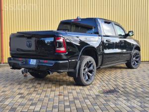Melns Dodge RAM 2020 Tukums, ar dzinēja tilpumu 5.70 L un nobraukumu 181 tūkst. km par 37900 €, foto 4 vietnē AUTOMOTO.COM.LV