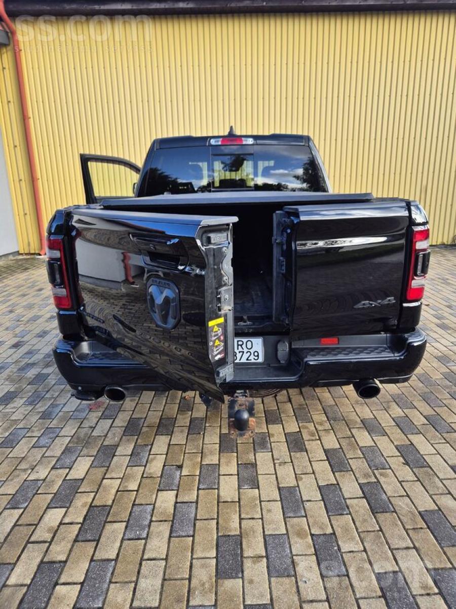Melns Dodge RAM 2020 Tukums, ar dzinēja tilpumu 5.70 L un nobraukumu 181 tūkst. km par 37900 €, foto 8 vietnē AUTOMOTO.COM.LV