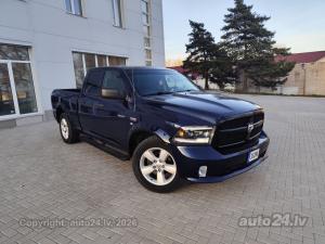 Zils Dodge RAM 2014 Tallina, ar dzinēja tilpumu 5.70 L un nobraukumu 260 tūkst. km par 19000 €, foto  vietnē AUTOMOTO.COM.LV