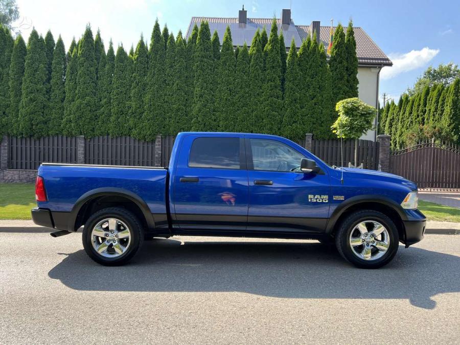 Zils Dodge RAM 2017 Viļņa, ar dzinēja tilpumu 5.70 L un nobraukumu 162 tūkst. km par 16000 €, foto 7 vietnē AUTOMOTO.COM.LV
