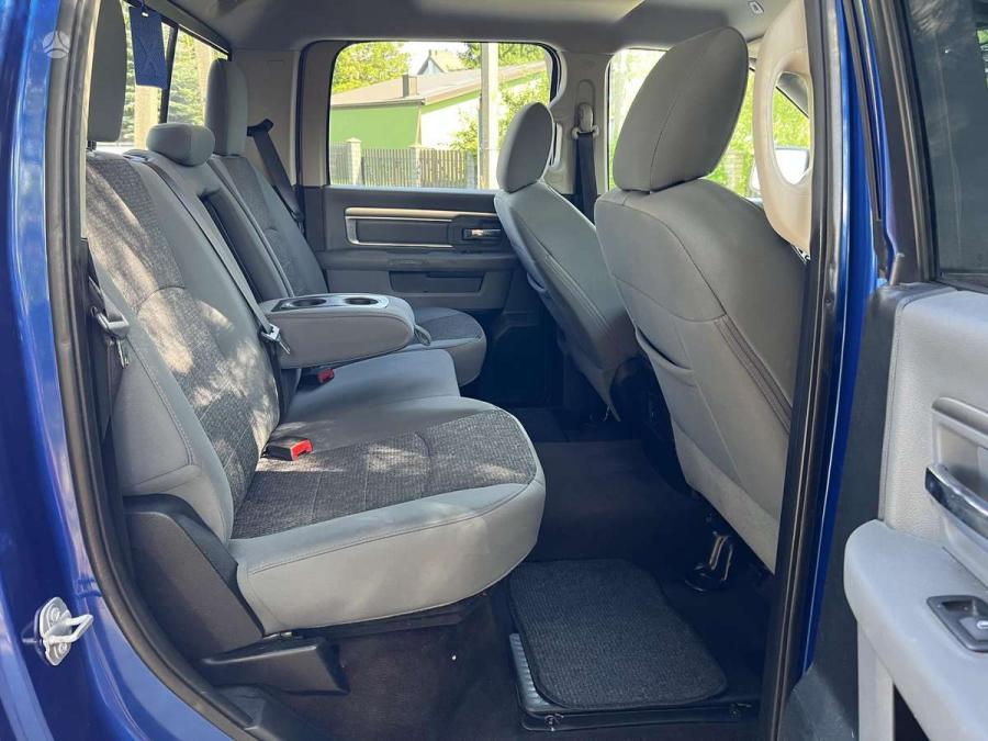 Zils Dodge RAM 2017 Viļņa, ar dzinēja tilpumu 5.70 L un nobraukumu 162 tūkst. km par 16000 €, foto 20 vietnē AUTOMOTO.COM.LV