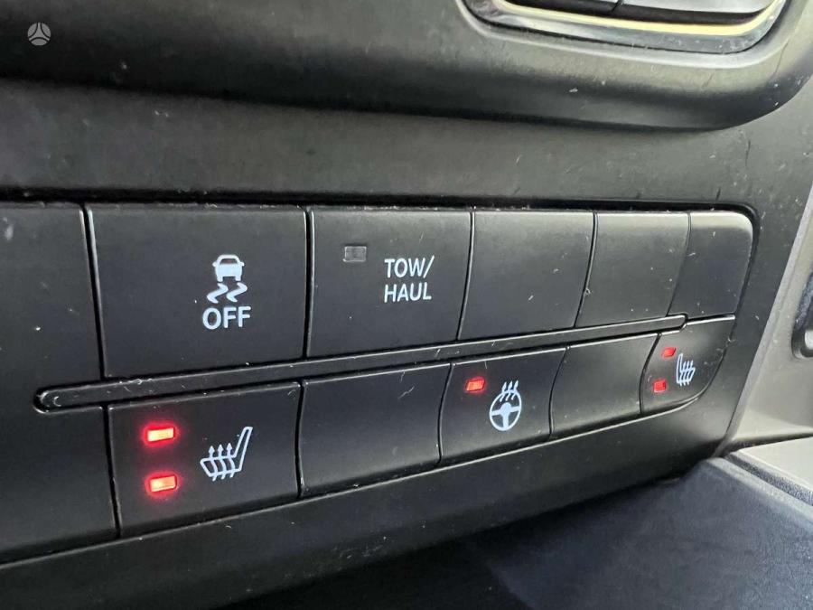 Zils Dodge RAM 2017 Viļņa, ar dzinēja tilpumu 5.70 L un nobraukumu 162 tūkst. km par 16000 €, foto 24 vietnē AUTOMOTO.COM.LV