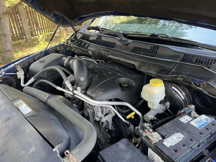 Zils Dodge RAM 2017 Viļņa, ar dzinēja tilpumu 5.70 L un nobraukumu 162 tūkst. km par 16000 €, foto 31 vietnē AUTOMOTO.COM.LV
