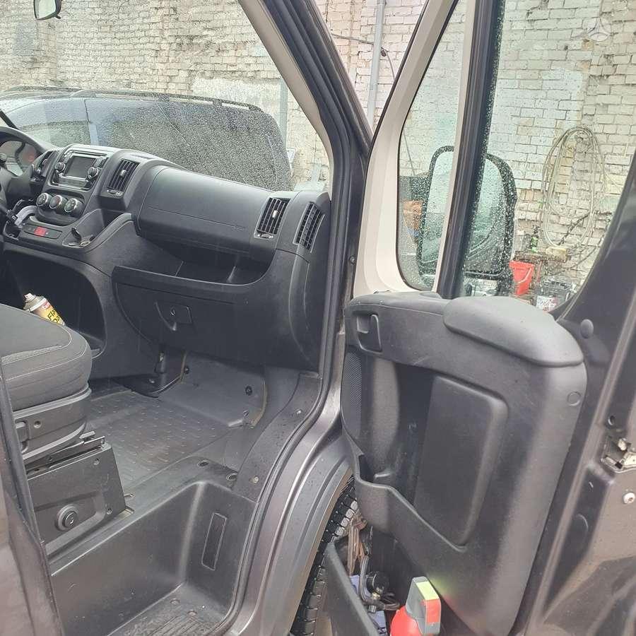 Zils Dodge RAM 2015 Klaipėda, ar dzinēja tilpumu 3.00 L un nobraukumu 190 tūkst. km par 8250 €, foto 3 vietnē AUTOMOTO.COM.LV