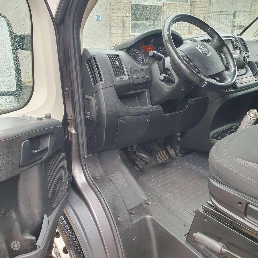 Zils Dodge RAM 2015 Klaipėda, ar dzinēja tilpumu 3.00 L un nobraukumu 190 tūkst. km par 8250 €, foto 7 vietnē AUTOMOTO.COM.LV