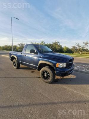 Blue Dodge RAM 2004 in Rezekne, with an engine capacity of 4.70 L and mileage of 190 thousand km for 9680 €, photo 8 on AUTOMOTO.COM.LV
