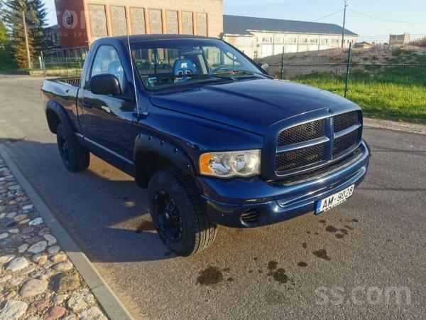 Zils Dodge RAM 2004 Rēzekne, ar dzinēja tilpumu 4.70 L un nobraukumu 190 tūkst. km par 9680 €, foto 1 vietnē AUTOMOTO.COM.LV