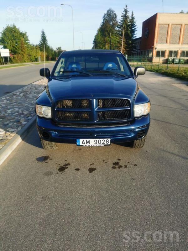 Zils Dodge RAM 2004 Rēzekne, ar dzinēja tilpumu 4.70 L un nobraukumu 190 tūkst. km par 9680 €, foto 4 vietnē AUTOMOTO.COM.LV