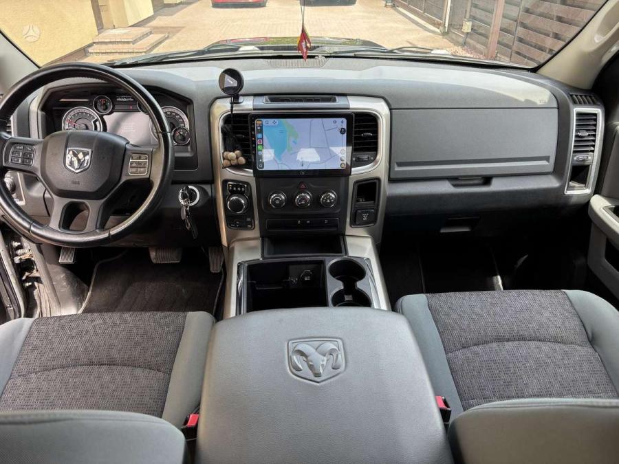 Zils Dodge RAM 2013 Viļņa, ar dzinēja tilpumu 3.60 L un nobraukumu 360 tūkst. km par 13900 €, foto 9 vietnē AUTOMOTO.COM.LV