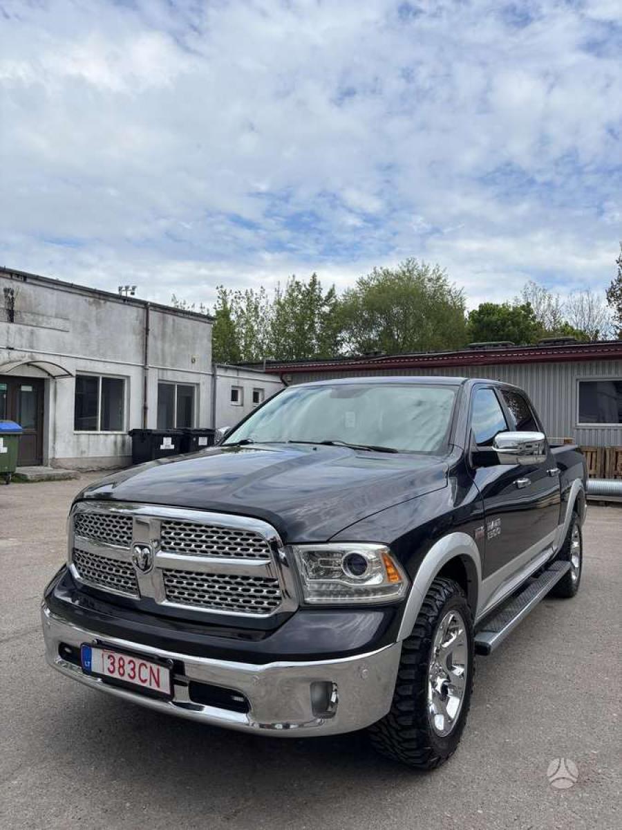 Zils Dodge RAM 2014 Klaipėda, ar dzinēja tilpumu 5.65 L un nobraukumu 193 tūkst. km par 24499 €, foto 1 vietnē AUTOMOTO.COM.LV