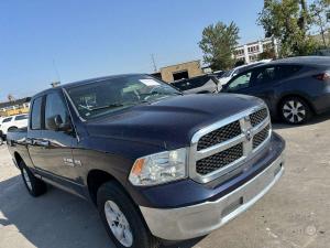 Zils Dodge RAM 2016 Viļņa, ar dzinēja tilpumu 5.65 L un nobraukumu 337 tūkst. km par 7900 €, foto 3 vietnē AUTOMOTO.COM.LV
