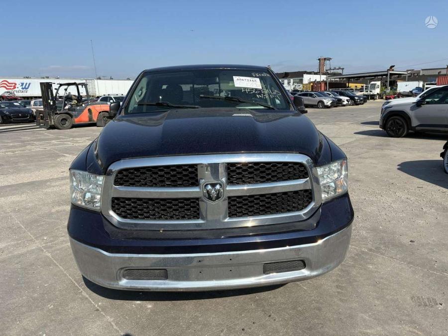Zils Dodge RAM 2016 Viļņa, ar dzinēja tilpumu 5.65 L un nobraukumu 337 tūkst. km par 7900 €, foto 4 vietnē AUTOMOTO.COM.LV