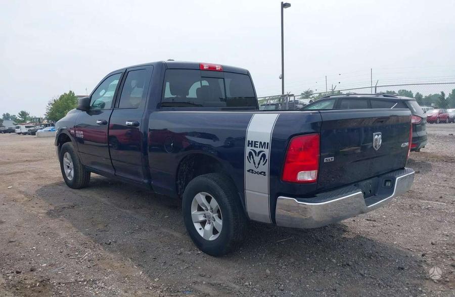Zils Dodge RAM 2016 Viļņa, ar dzinēja tilpumu 5.65 L un nobraukumu 337 tūkst. km par 7900 €, foto 8 vietnē AUTOMOTO.COM.LV