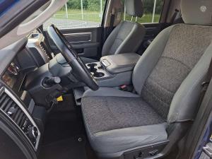 Blue Dodge RAM 2017 in Siauliai, with an engine capacity of 5.65 L and mileage of 185 thousand km for 9900 €, photo 9 on AUTOMOTO.COM.LV