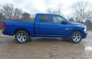 Zils Dodge RAM 2017 Viļņa, ar dzinēja tilpumu 5.65 L un nobraukumu 317 tūkst. km par 9600 €, foto 12 vietnē AUTOMOTO.COM.LV