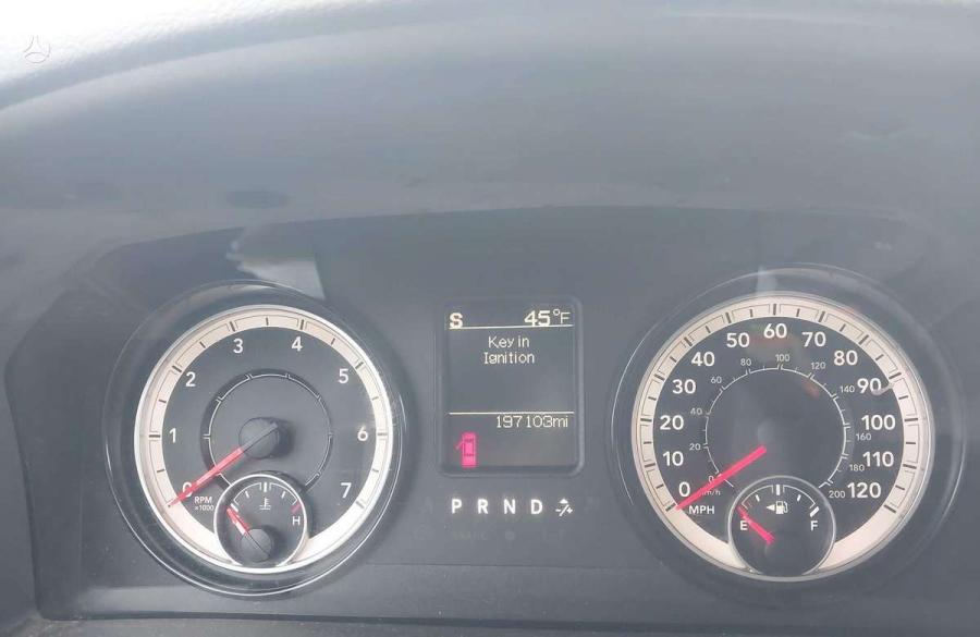 Zils Dodge RAM 2017 Viļņa, ar dzinēja tilpumu 5.65 L un nobraukumu 317 tūkst. km par 9600 €, foto 13 vietnē AUTOMOTO.COM.LV