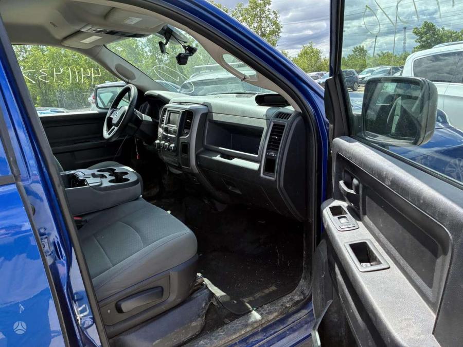 Zils Dodge RAM 2017 Viļņa, ar dzinēja tilpumu 5.65 L un nobraukumu 317 tūkst. km par 9600 €, foto 15 vietnē AUTOMOTO.COM.LV