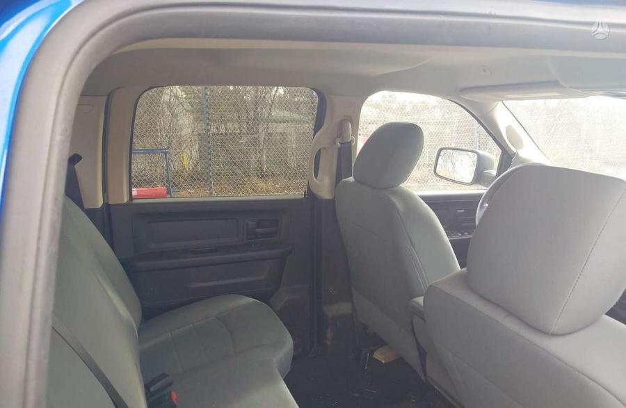 Zils Dodge RAM 2017 Viļņa, ar dzinēja tilpumu 5.65 L un nobraukumu 317 tūkst. km par 9600 €, foto 16 vietnē AUTOMOTO.COM.LV