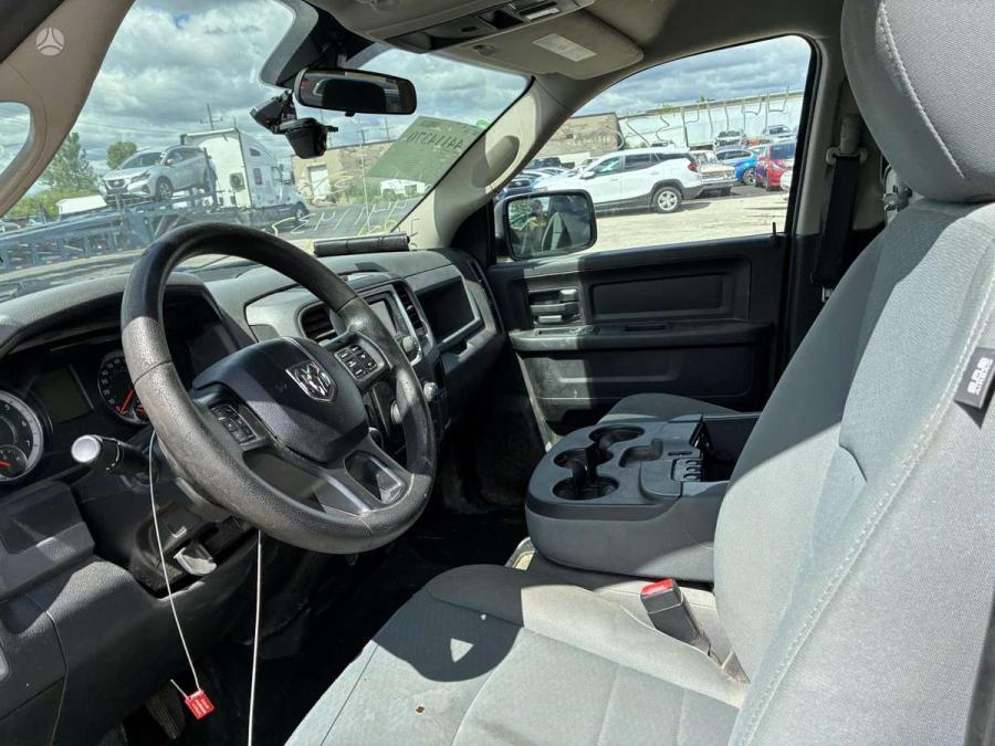 Zils Dodge RAM 2017 Viļņa, ar dzinēja tilpumu 5.65 L un nobraukumu 317 tūkst. km par 9600 €, foto 21 vietnē AUTOMOTO.COM.LV