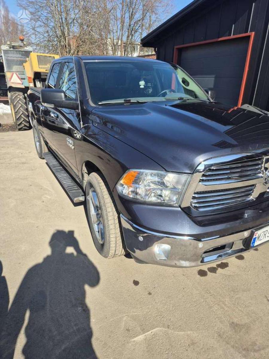 Zils Dodge RAM 2018 Viļņa, ar dzinēja tilpumu 3.60 L un nobraukumu 150 tūkst. km par 20999 €, foto 11 vietnē AUTOMOTO.COM.LV