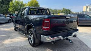 Blue Dodge RAM 2021 in Ukmerge, with an engine capacity of 5.70 L and mileage of 70 thousand km for 18990 €, photo 6 on AUTOMOTO.COM.LV