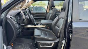 Blue Dodge RAM 2021 in Ukmerge, with an engine capacity of 5.70 L and mileage of 70 thousand km for 18990 €, photo 10 on AUTOMOTO.COM.LV