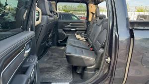 Blue Dodge RAM 2021 in Ukmerge, with an engine capacity of 5.70 L and mileage of 70 thousand km for 18990 €, photo 14 on AUTOMOTO.COM.LV