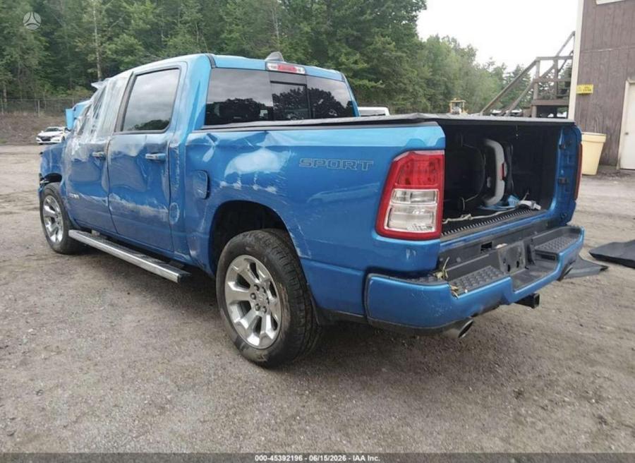 Zils Dodge RAM 2022 Klaipėda, ar dzinēja tilpumu 5.70 L un nobraukumu 86 tūkst. km par 13500 €, foto 4 vietnē AUTOMOTO.COM.LV