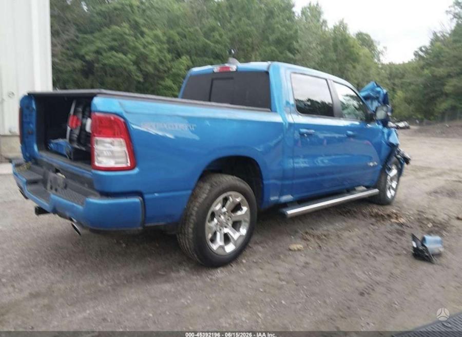 Zils Dodge RAM 2022 Klaipėda, ar dzinēja tilpumu 5.70 L un nobraukumu 86 tūkst. km par 13500 €, foto 5 vietnē AUTOMOTO.COM.LV