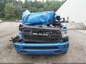 Zils Dodge RAM 2022 Klaipėda, ar dzinēja tilpumu 5.70 L un nobraukumu 86 tūkst. km par 13500 €, foto 7 vietnē AUTOMOTO.COM.LV